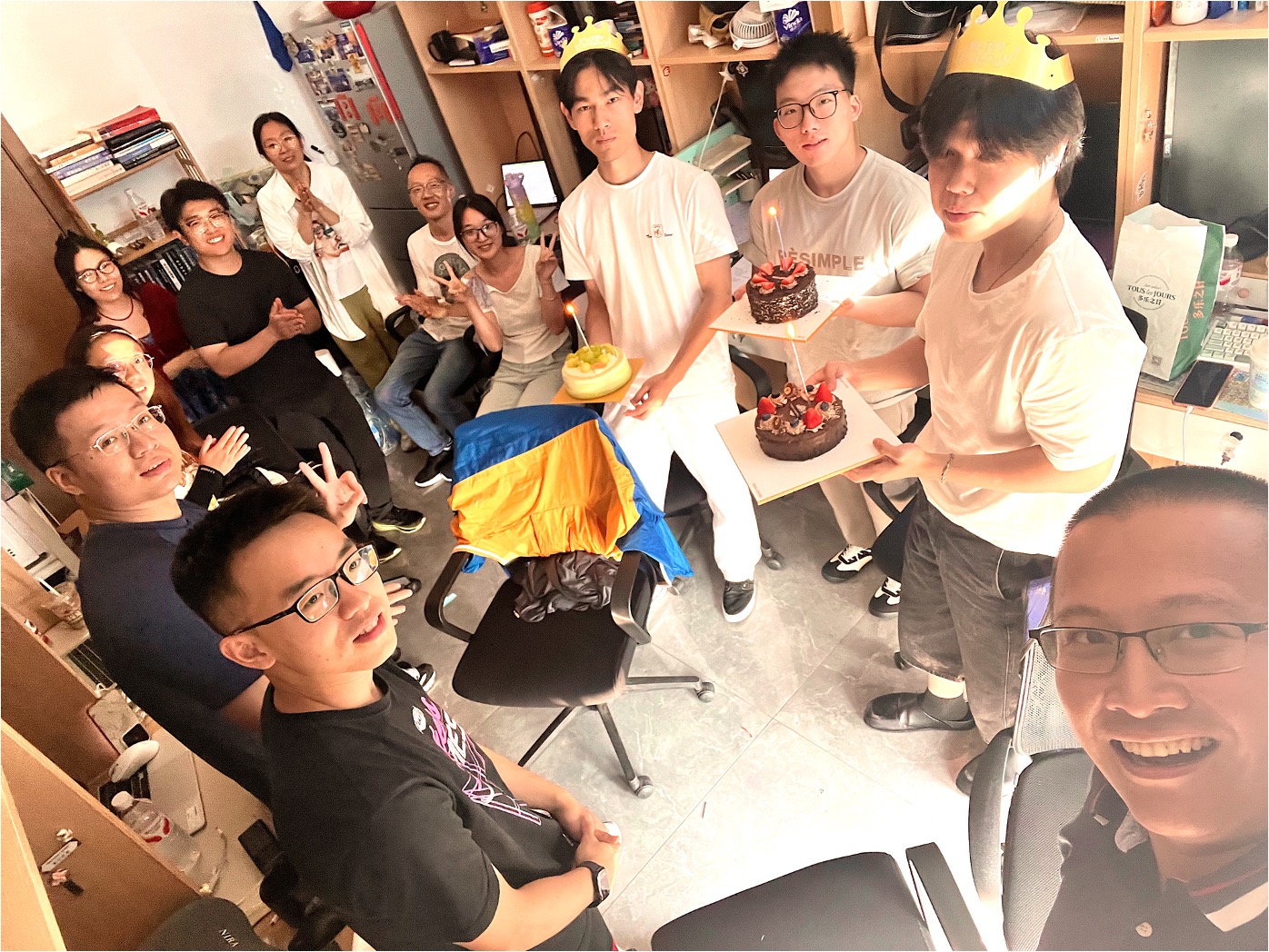 Celebrate a birthday & Welcome new members Qianjiang Liu and Jinyuan Zhang | Zehuan Group
